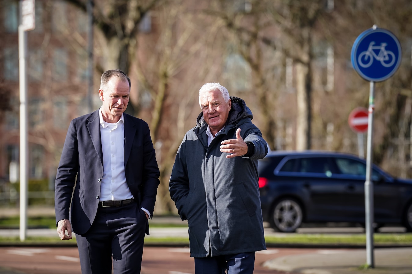 Nieuwe stap in fusie-plan: Jumbo-Visma voert gesprek in Den Bosch en ...