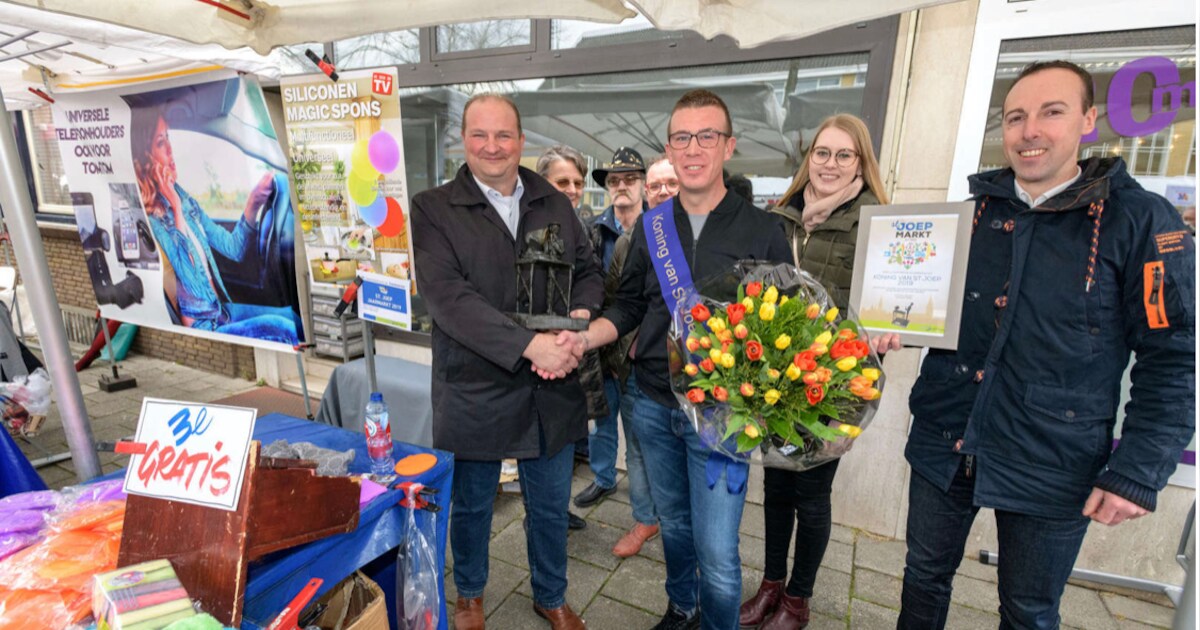 De koning van Sint Joep komt uit Tilburg, heet Jan van Rooij en ...