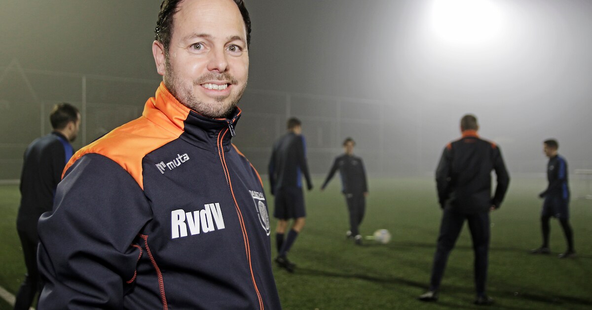 Na historische promotie gaat trainer van stuntploeg voor laatste ...